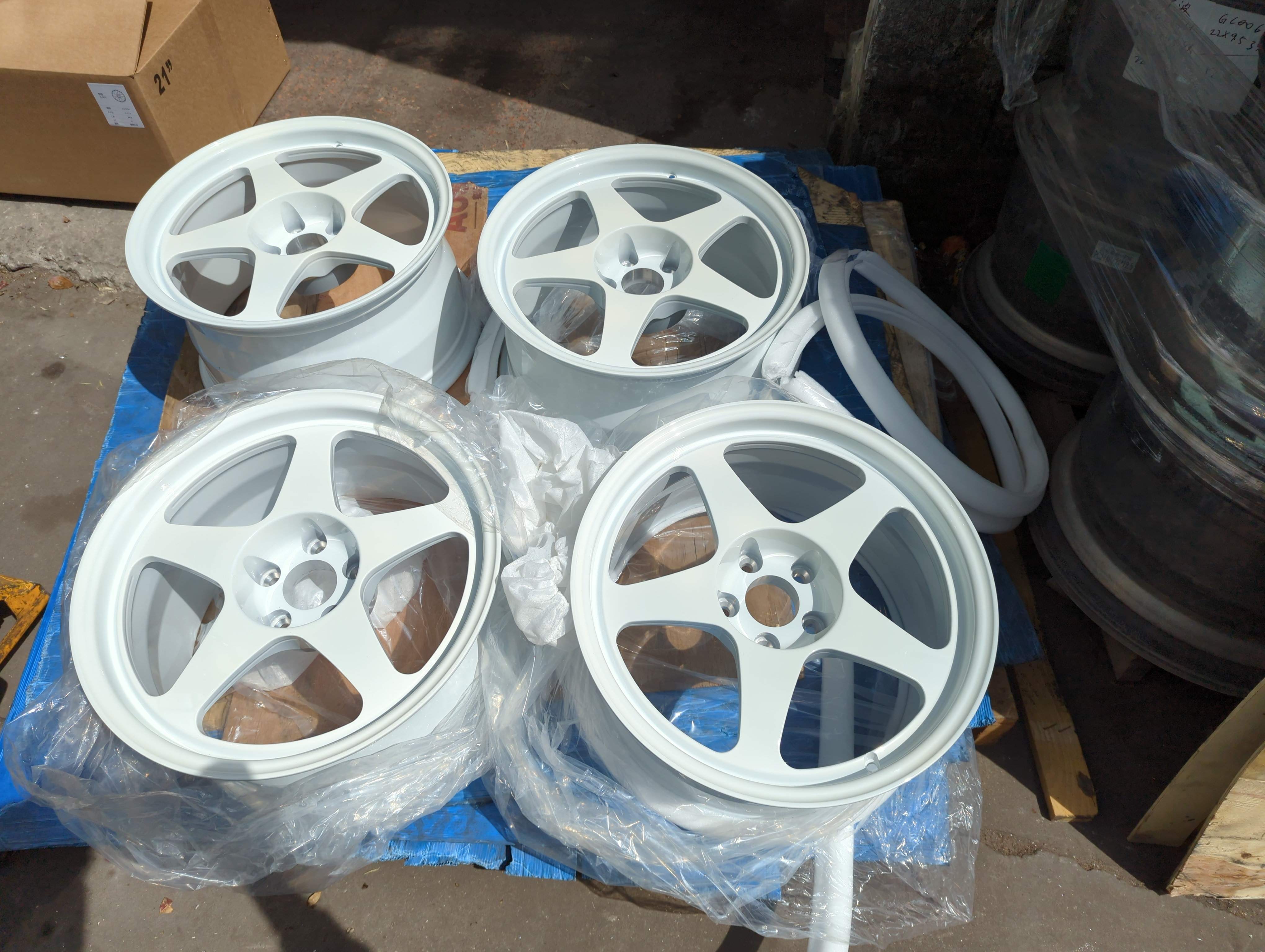 ديزموند ريجاماستر EVO II Forge Auto Wheels لهوندا سيفيك تايب R.